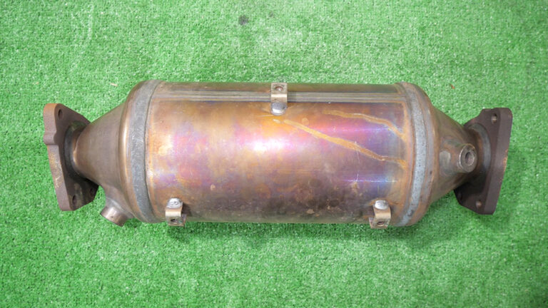 【DPFマフラー洗浄】日産 アトラスE25型の目詰まりを徹底洗浄！｜2024年最新版 - DPFドットコム