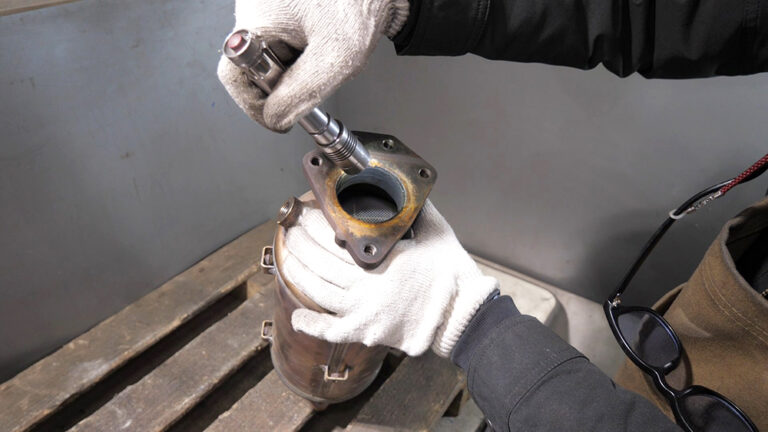 【DPFマフラー洗浄】日産 アトラスE25型の目詰まりを徹底洗浄！｜2024年最新版 - DPFドットコム